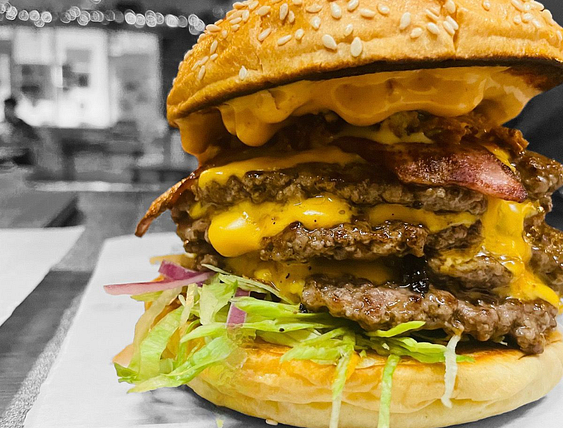 Messy Chef - Delivery, Takeaway, Reservation