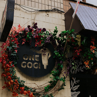 One Gogi на Грушевського (центр) - Доставка, З собою, Бронювання