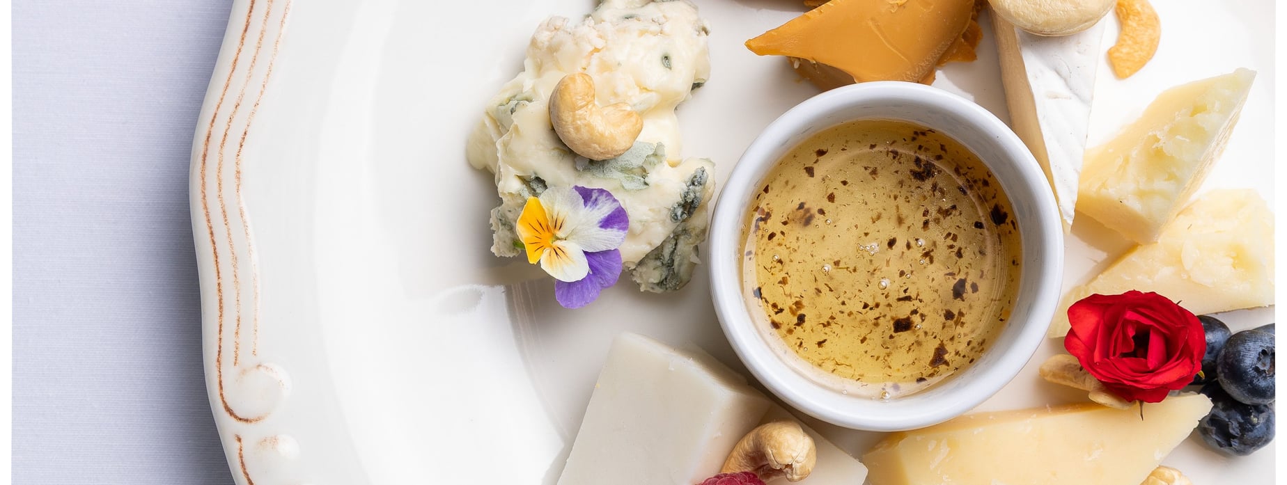 WHITE HILLS HOTEL Spa&Sport